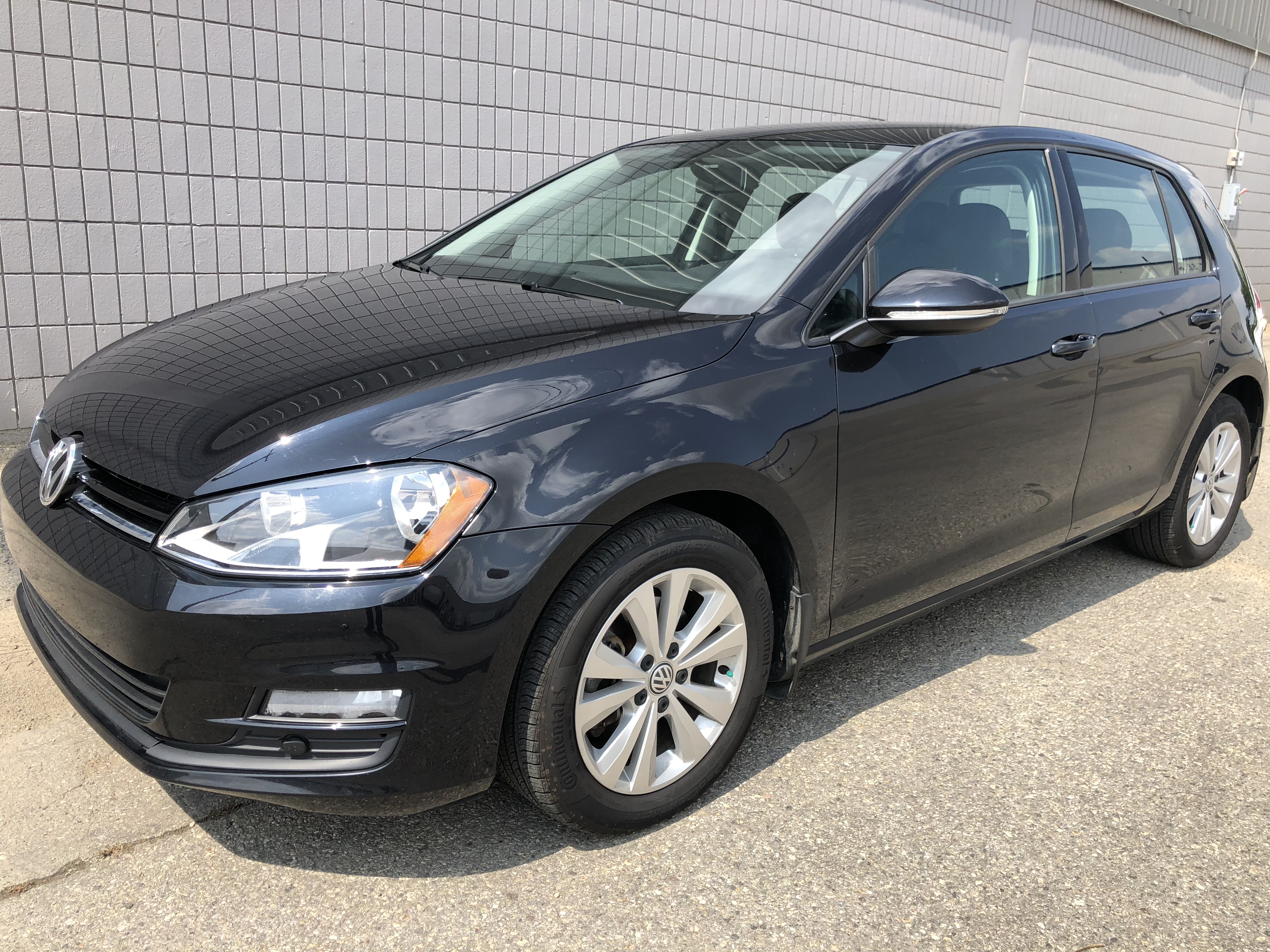 2015 Volkswagen Golf TDI Diesel **Only 30,274km** Clean Carproof ...