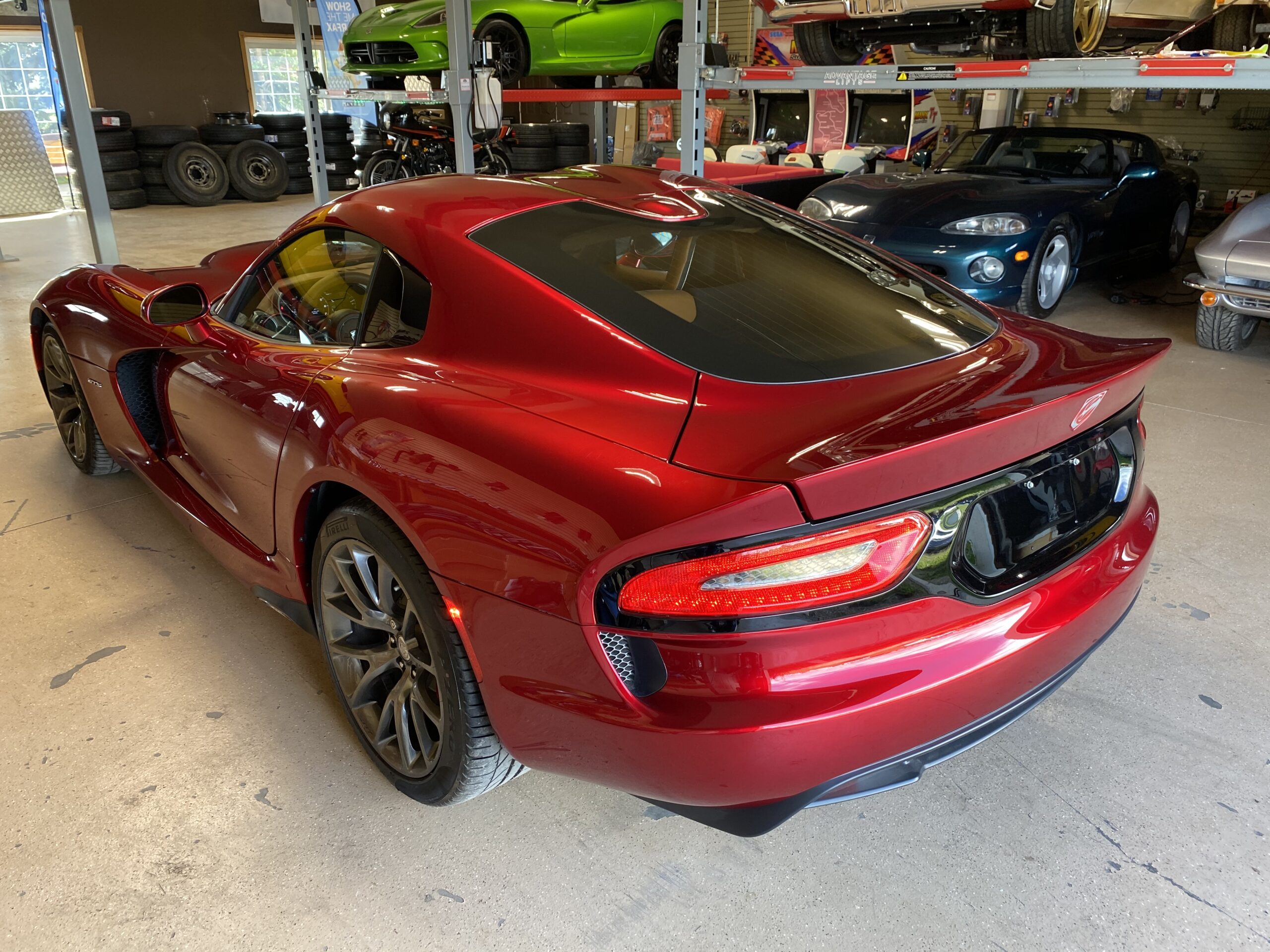 2014 SRT Viper GTS **ONLY 4856kms** MUST SEE STRYKER EDITION ...