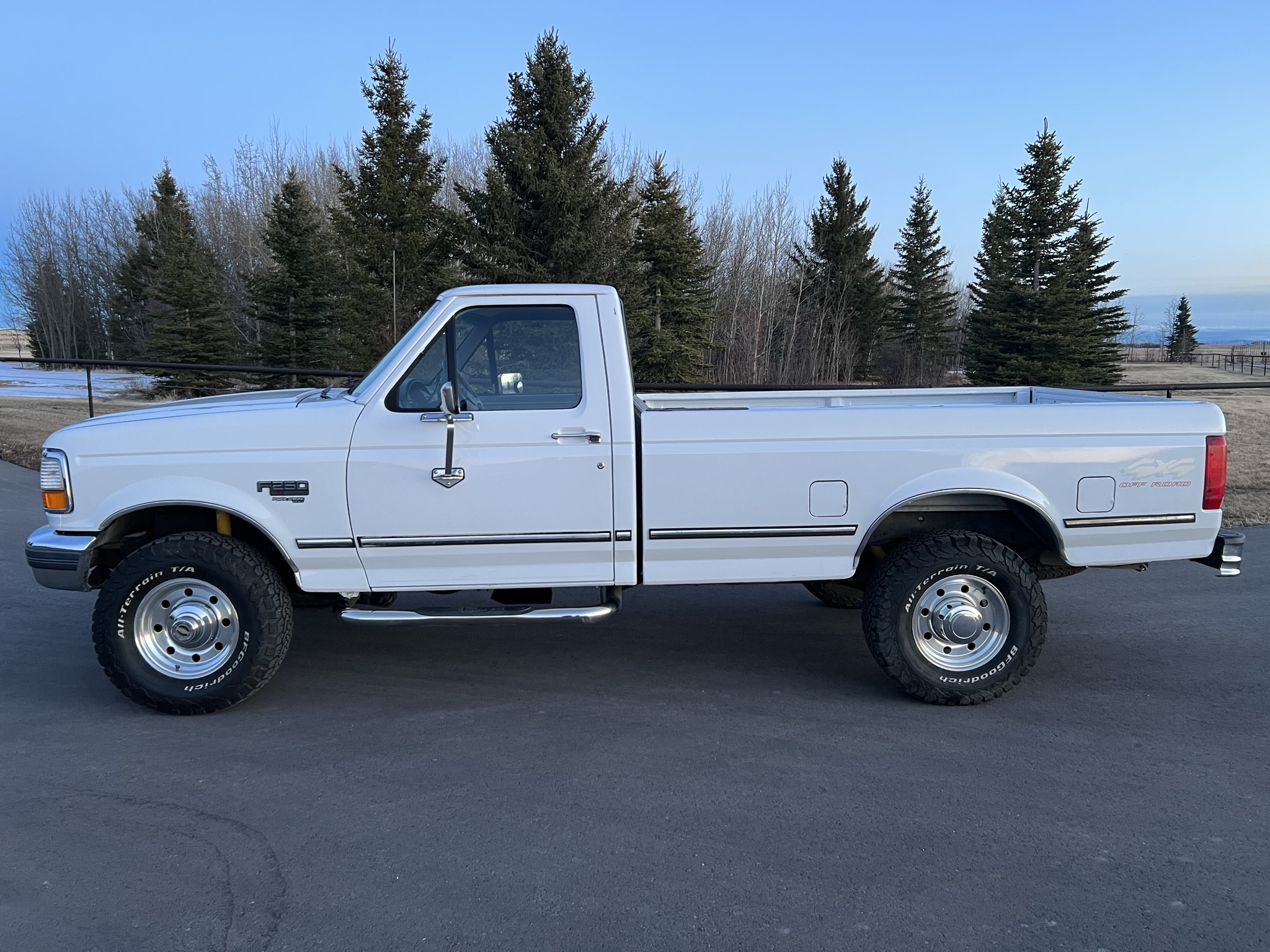 1995 Ford F250 XLT 4X4 **121,061KMS** Powerstroke All Original No Rust ...